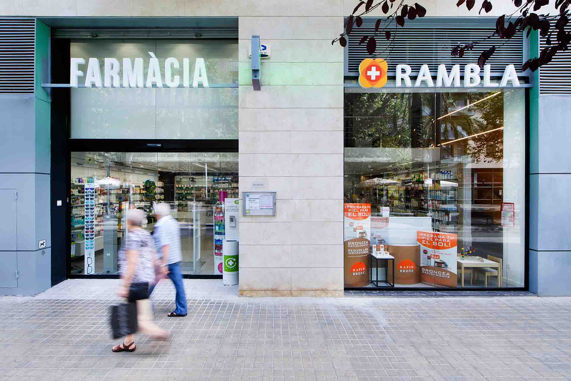 ᐅ Fachadas de farmácia, vejam as ideias! - Inside Pharmacy